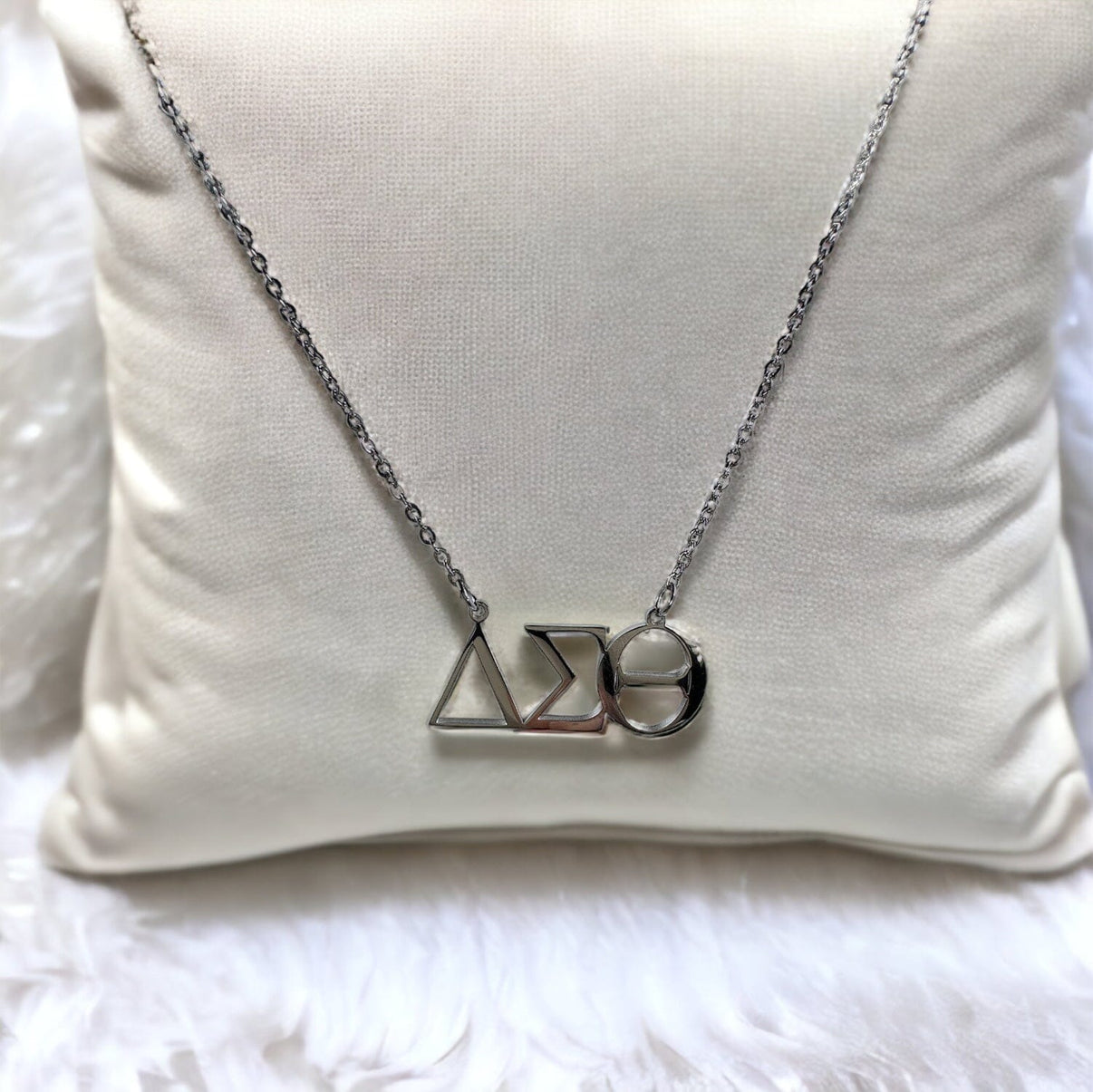 Delta Sigma Theta Greek Necklace – Trendzio Jewelry